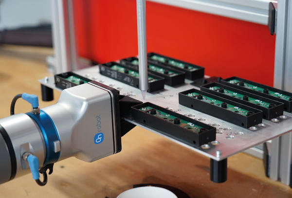 Product News: NEW AUTOMATED SYSTEM FOR PUR POTTING - ipf electronic
